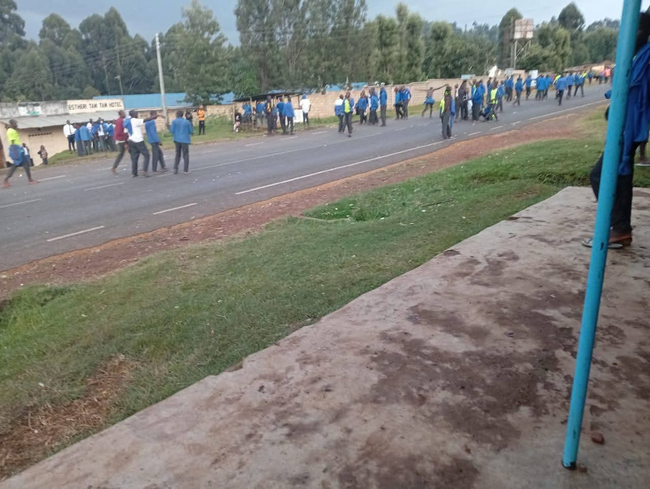 Moi Gesusu High erupts in protest over poor 2025 KCSE results, students ...